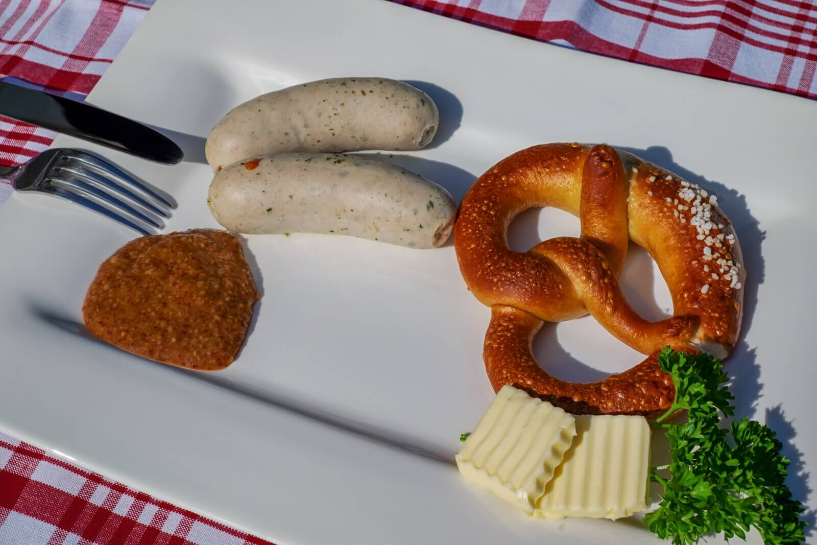 12 Types of German Sausage to Enjoy Different Flavors