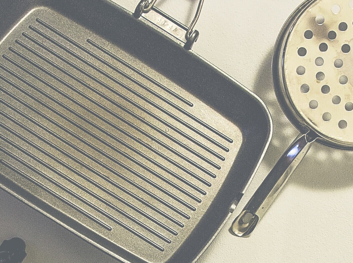 3 Key Facts About Ceramic vs Teflon Griddles and Which One Is Best