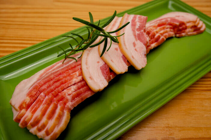5 Steps Homemade Bacon Recipe: Enjoy Delicious Bacon at Home