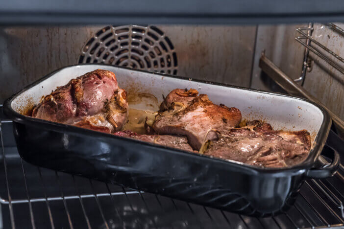 10 Tips for Browning Meat in the Oven for a Flavorful Stew