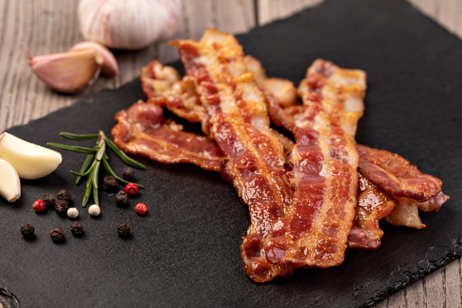 10 Health Effects of Bacon You Need to Know to Stay Healthy