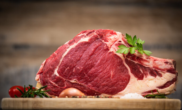 7 Bison vs Elk Nutrition Facts to Help You Choose the Healthier Meat