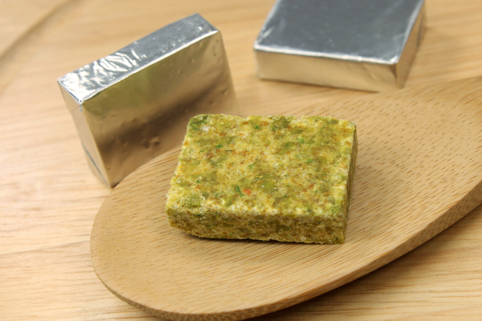 7 Differences Between Bouillon Cubes vs Liquid Broth for Healthier Cooking