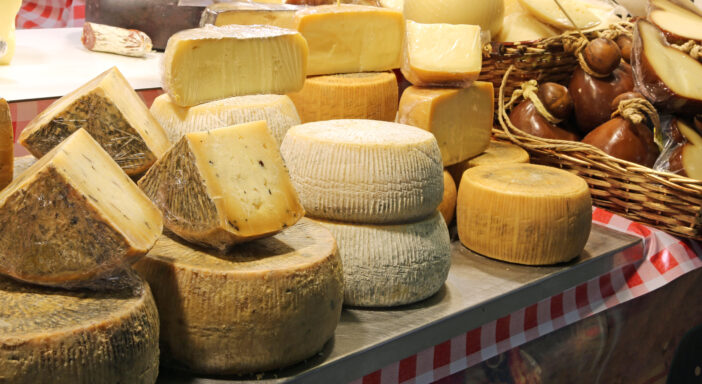 5 Italian Cheese Pairings to Elevate Your Meal