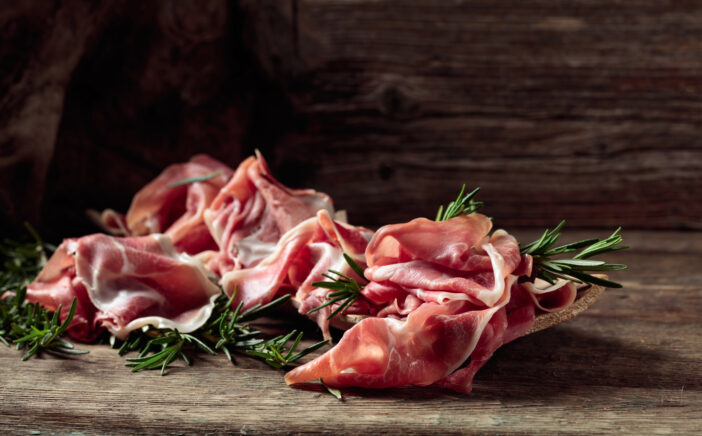 7 Differences Prosciuttini vs Prosciutto You Need to Know