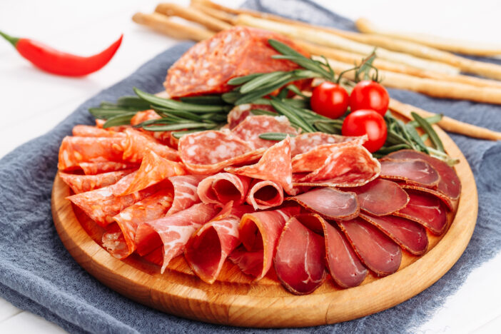 7 Differences Prosciuttini vs Prosciutto You Need to Know