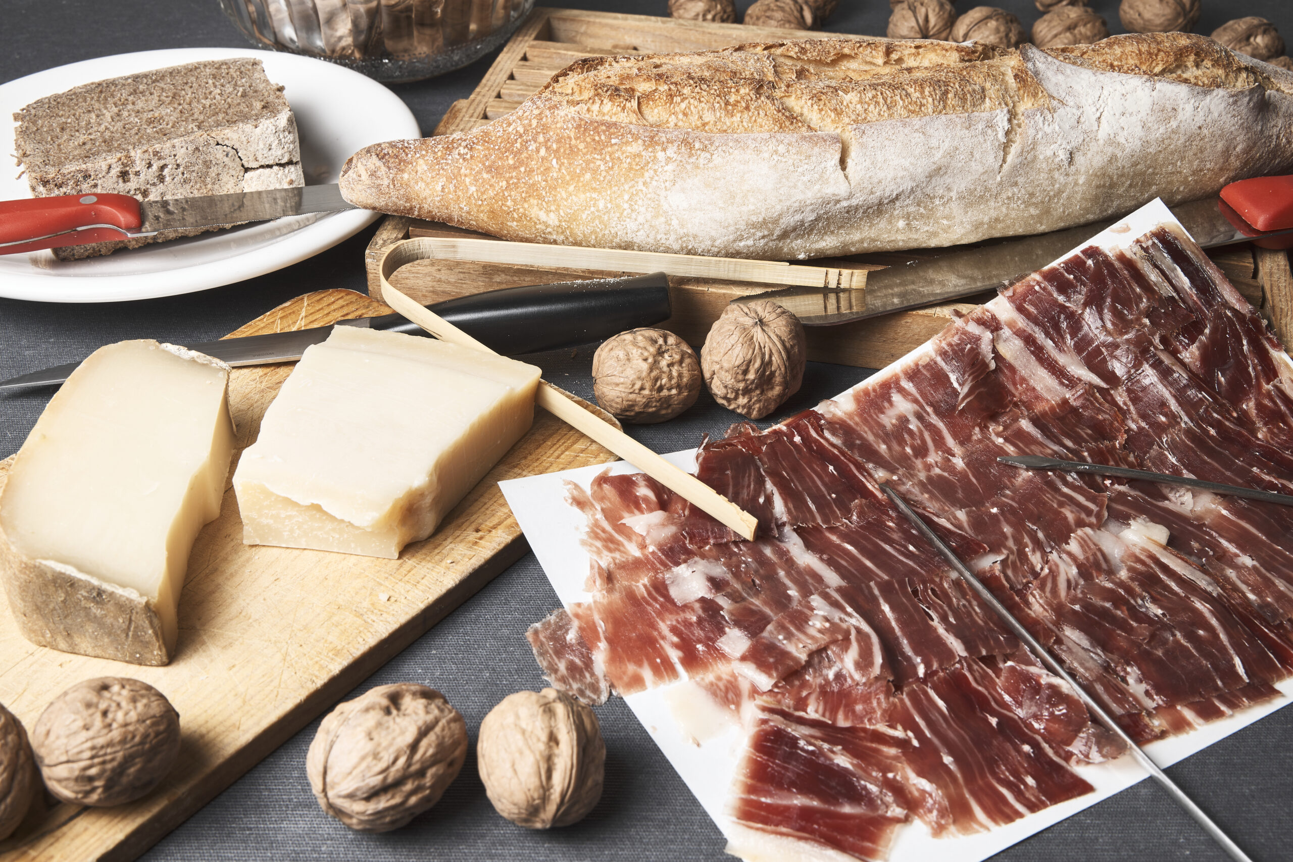 7 Artisanal Meats and Cheeses Tips to Elevate Your Dining Experience