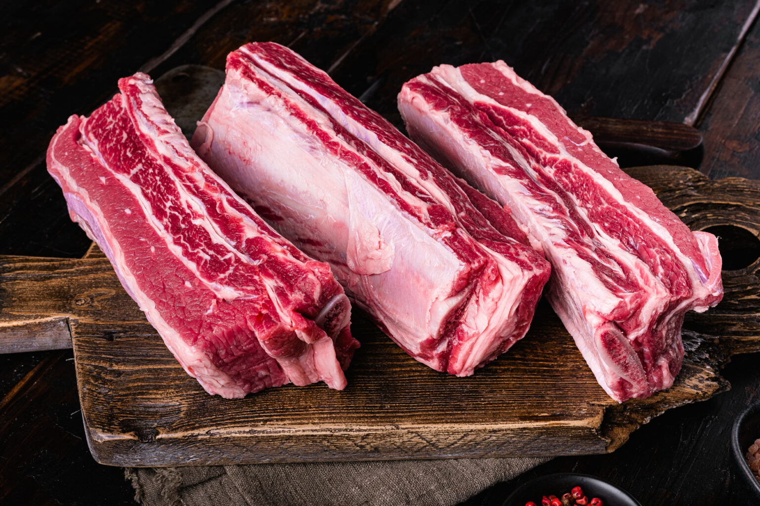 5 Differences Between Beef Shank vs Short Ribs for Better Meals