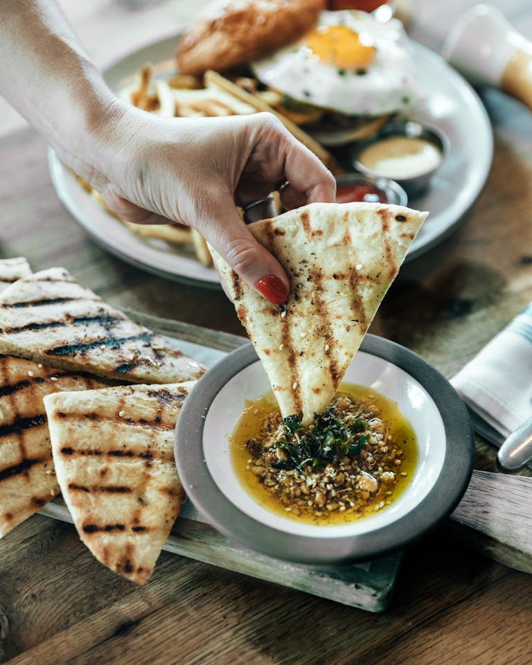 12 Best Roast Beef Sandwich Condiments for Flavor-Packed Bites